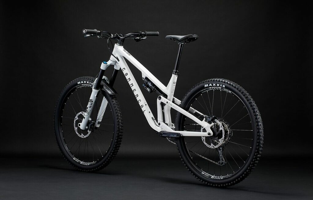 Commencal Meta V5 Essential Pure White — Интернет-магазин Commencal Russia